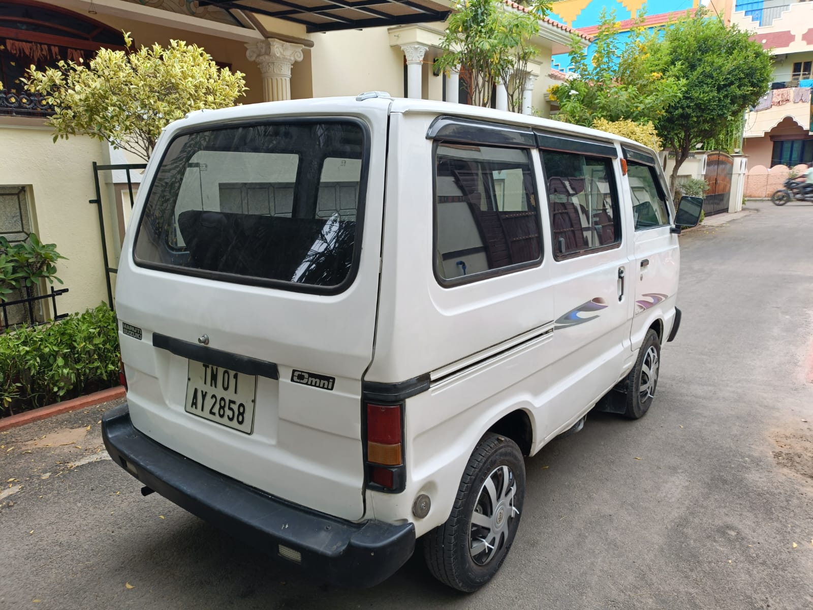 Maruti Suzuki Omni – Manocars